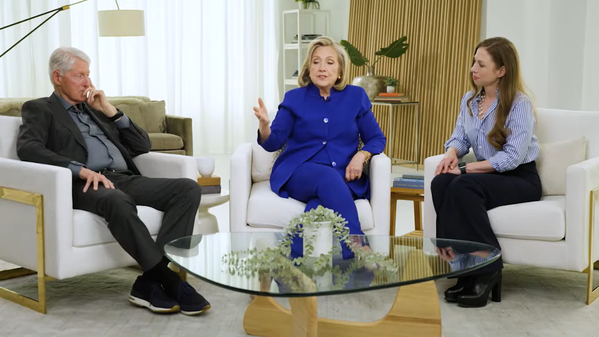 Special Counsel's Attorney Accused of Undermining Clinton Foundation ...